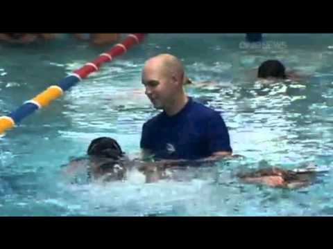 Learn to Swim Glen Innes Pool - YouTube