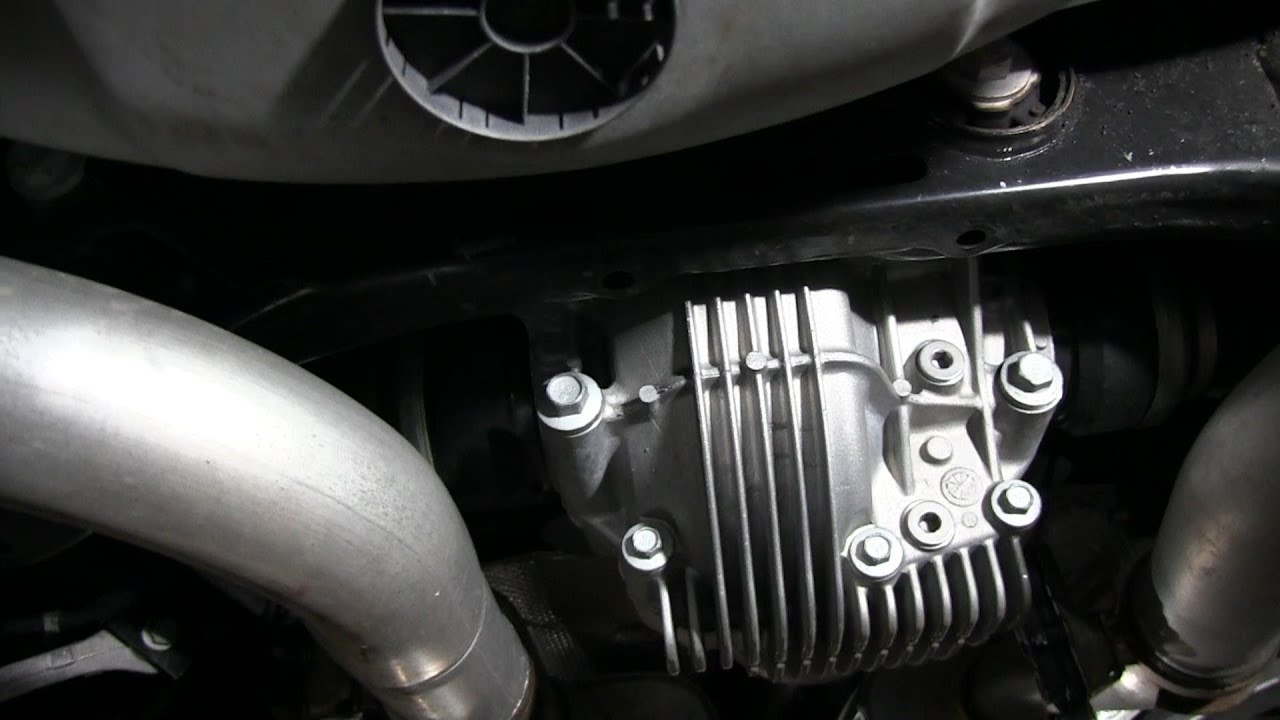 Dodge Charger 392 Widebody: Rear Differential Gear Oil Change - YouTube
