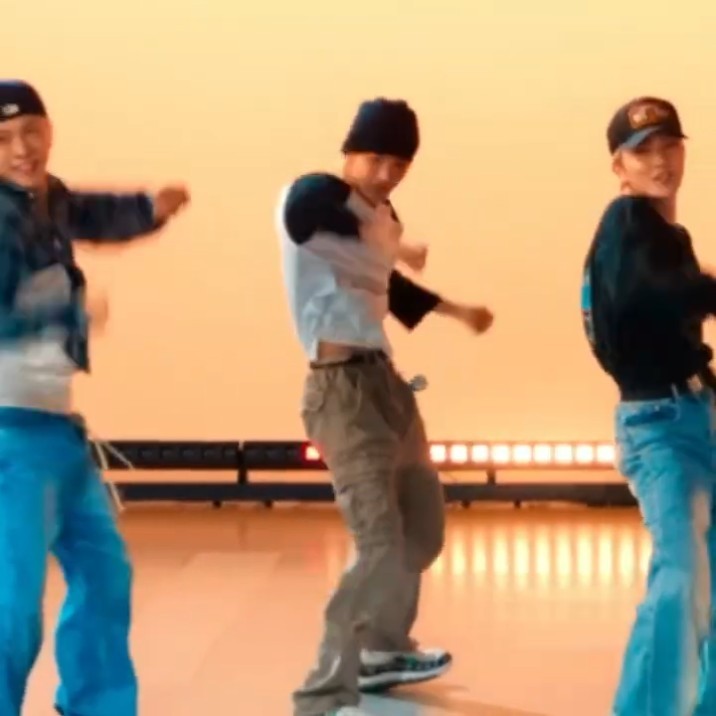 'The Blue Sun' Dance Practice #KYOSUKE #京助 #쿄스케 #aoen #アオエン - YouTube