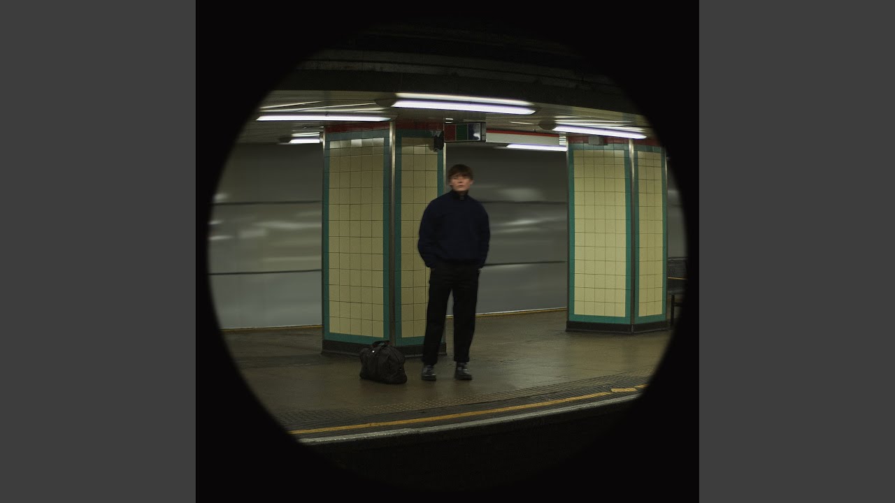 District Line - YouTube