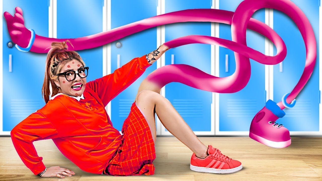 From Nerd To Popular Mommy Long Legs! 🤓 EXTREME Makeover Using Gadgets ...