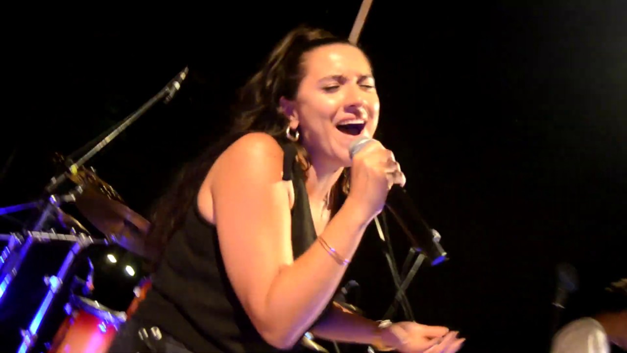 ECE BARAK - Seni Yerler (Sezen Aksu Cover) - Live - YouTube