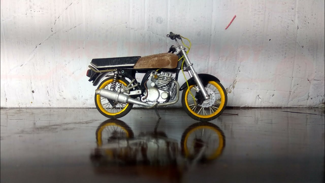 Proses perakitan miniatur Gl 100 teyeng - YouTube