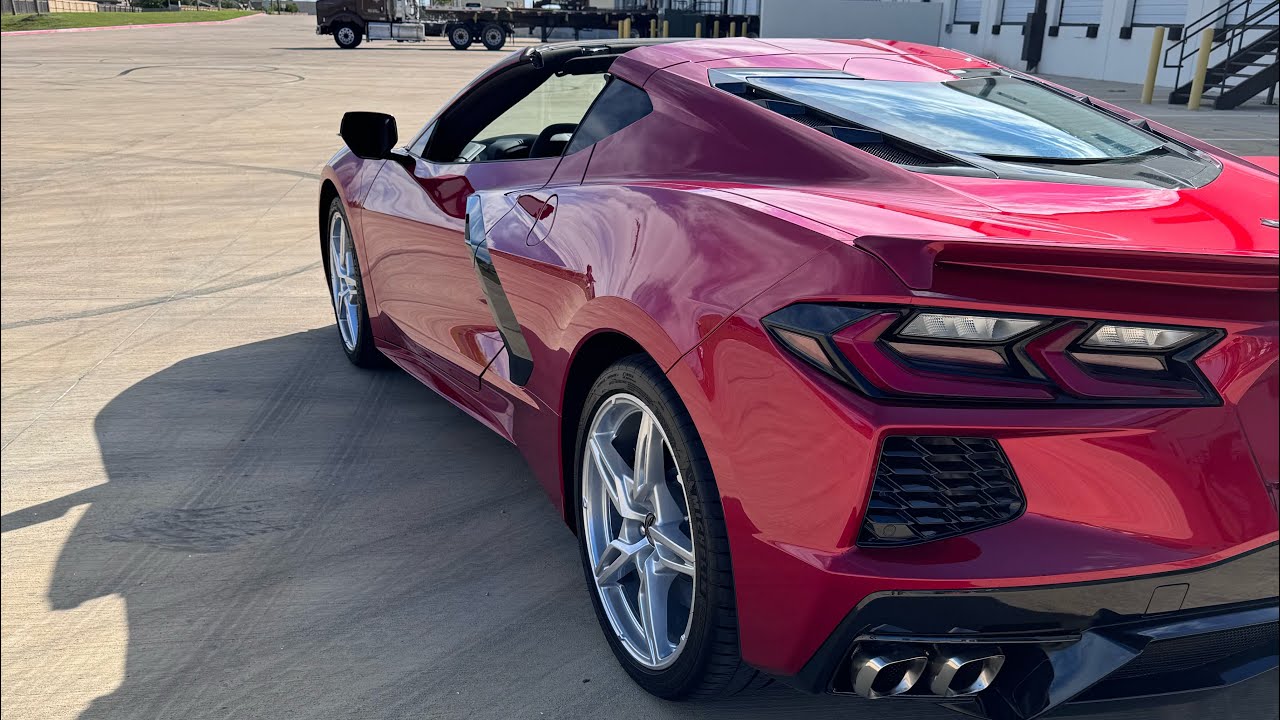 2023 C8 CORVETTE STINGRAY 80 degrees with the top off, beautiful day to ...