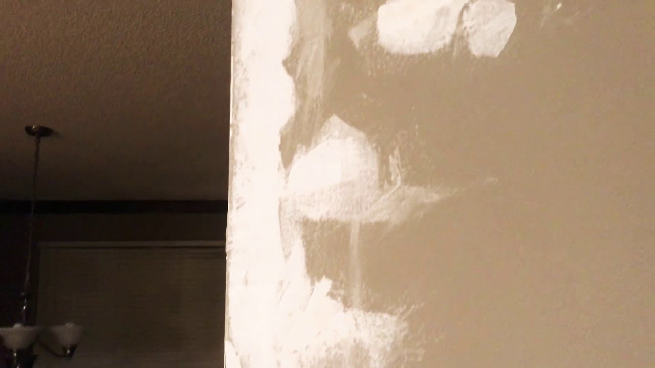 REPAIRING CRACKED HOLE IN WALL WITH DAP SPACKLING PASTE - YouTube