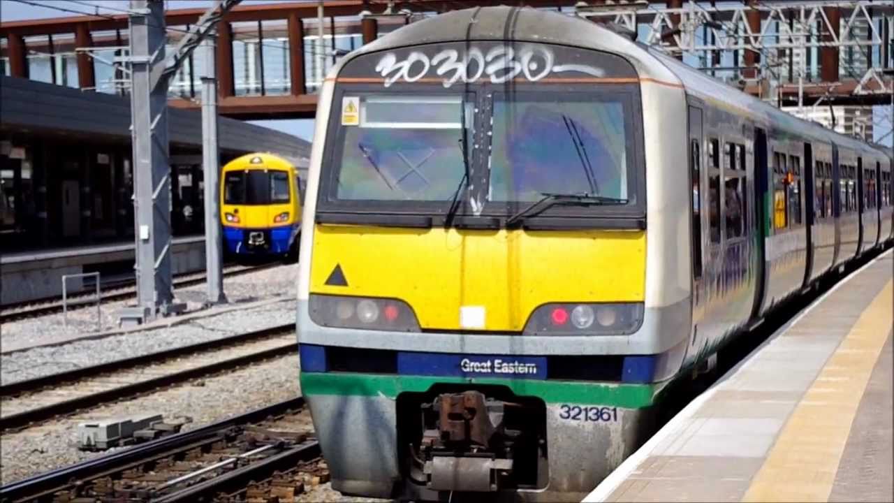 321321 and 321361 Arrive at Stratford - YouTube