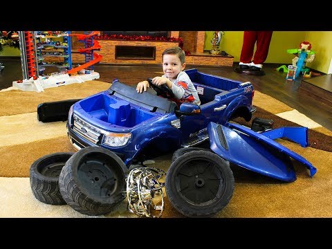 Tema Assembling Power Wheels car and fun playtime with toys