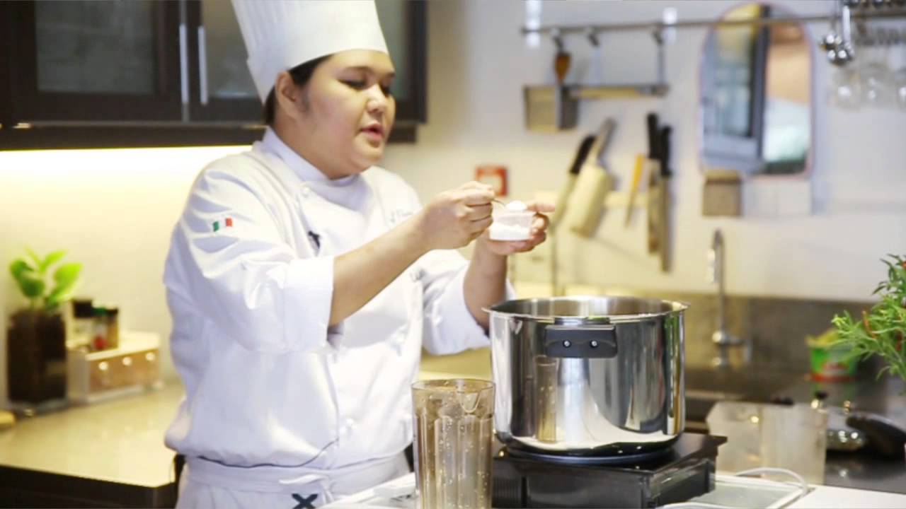 Buffalo Pressure Cooker 牛头气压锅 - Pak Cheng Chicken Soup八珍汤 - YouTube