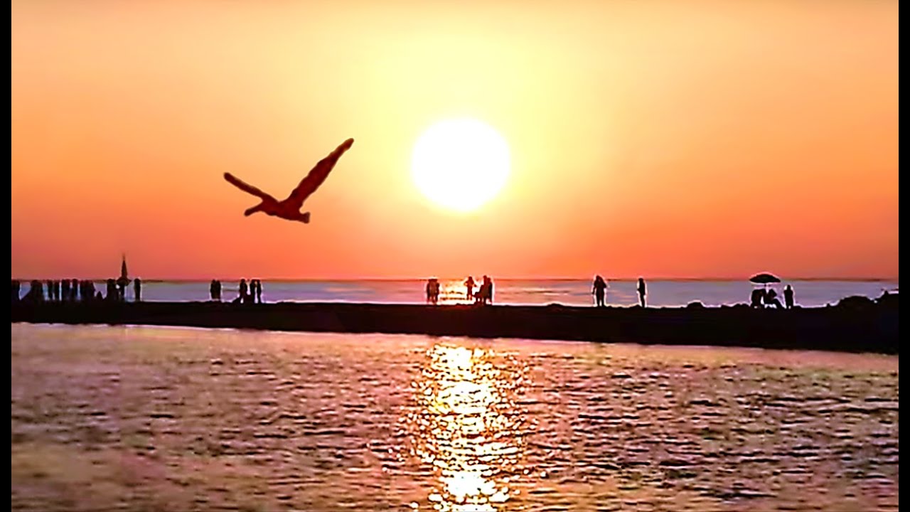 LIVE ☀ Daily Florida Heavenly Sunset & Afterglow Show - Sunset Lady LIVE 6/30/23 - YouTube