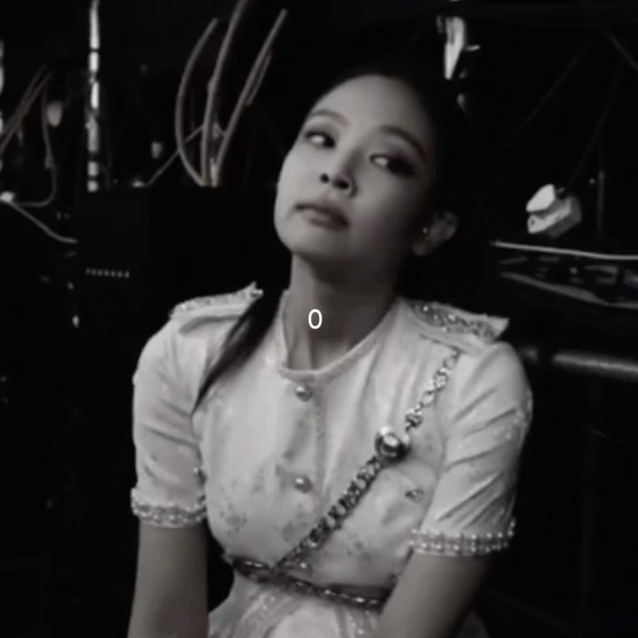 Jennie Ruby Jane #jennie #ace #rubies #jensetter #fashion #blackpink #trendsetter #keşfet # ...