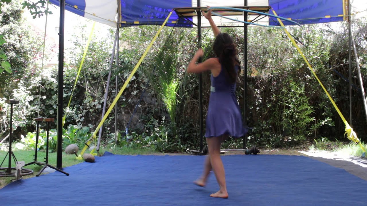 Ula-Ula dance - YouTube