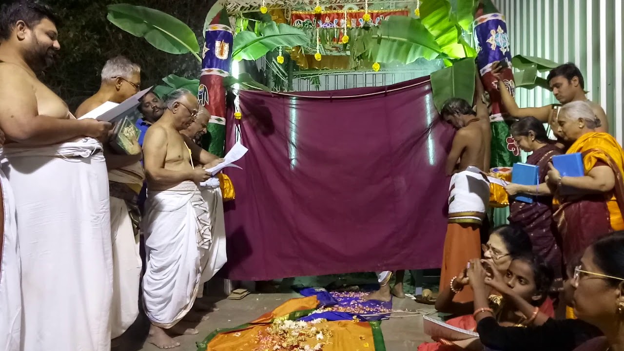 NAMMAZHWAR THIRUVADI THOZHUTHAL PART 2 - YouTube