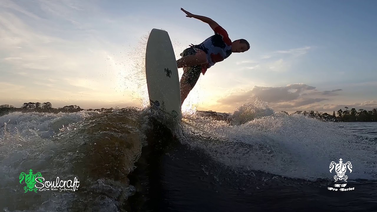 Soulcraft Wake Surf Keenan Pro Surf - YouTube