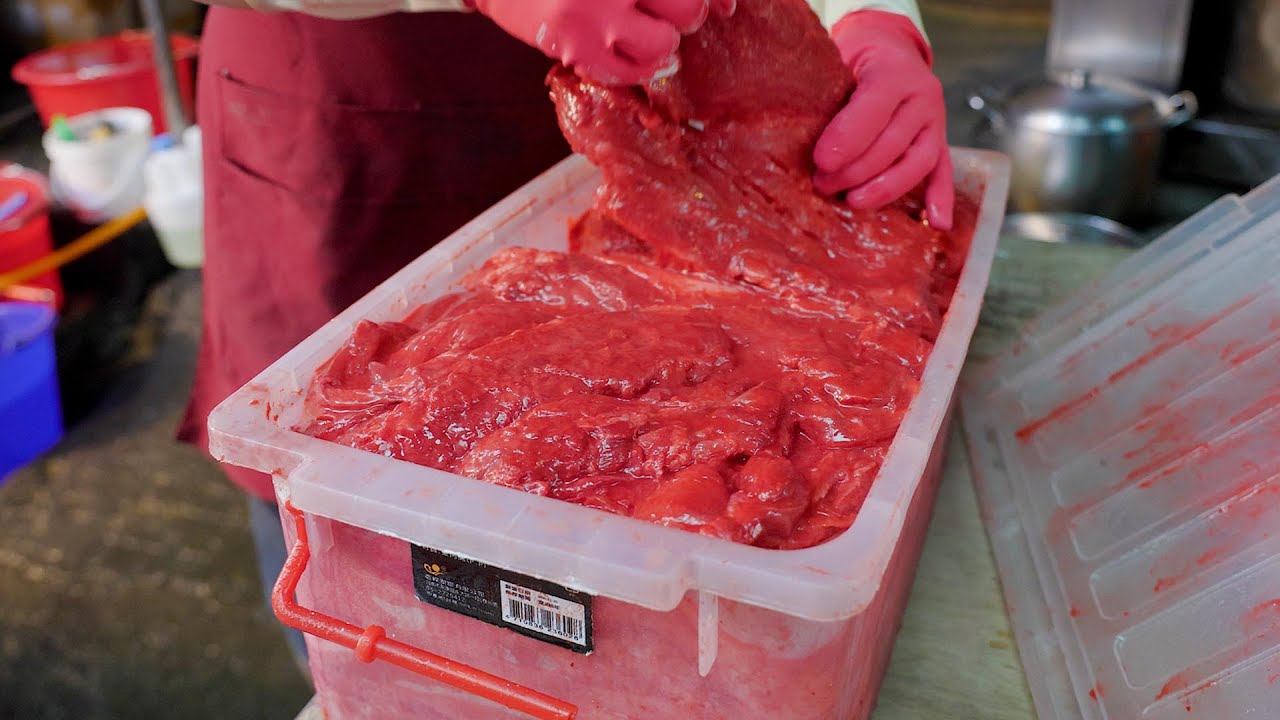 PERFECT PORK DISHE, Red Vinasse Pork Making - Quanzhhou, Fujian Street ...