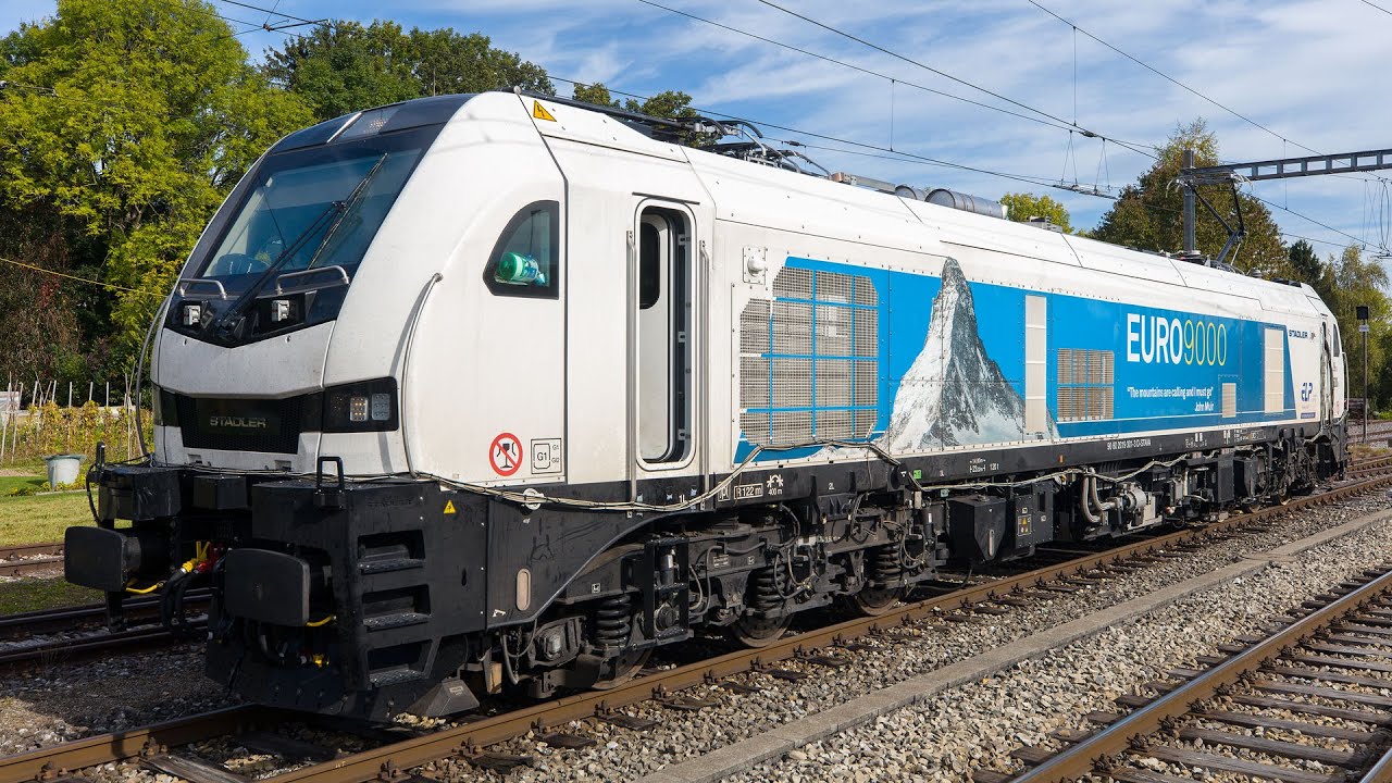 Courses d'essai de la locomotive STADLER Euro9000 sur la ligne Bern ...