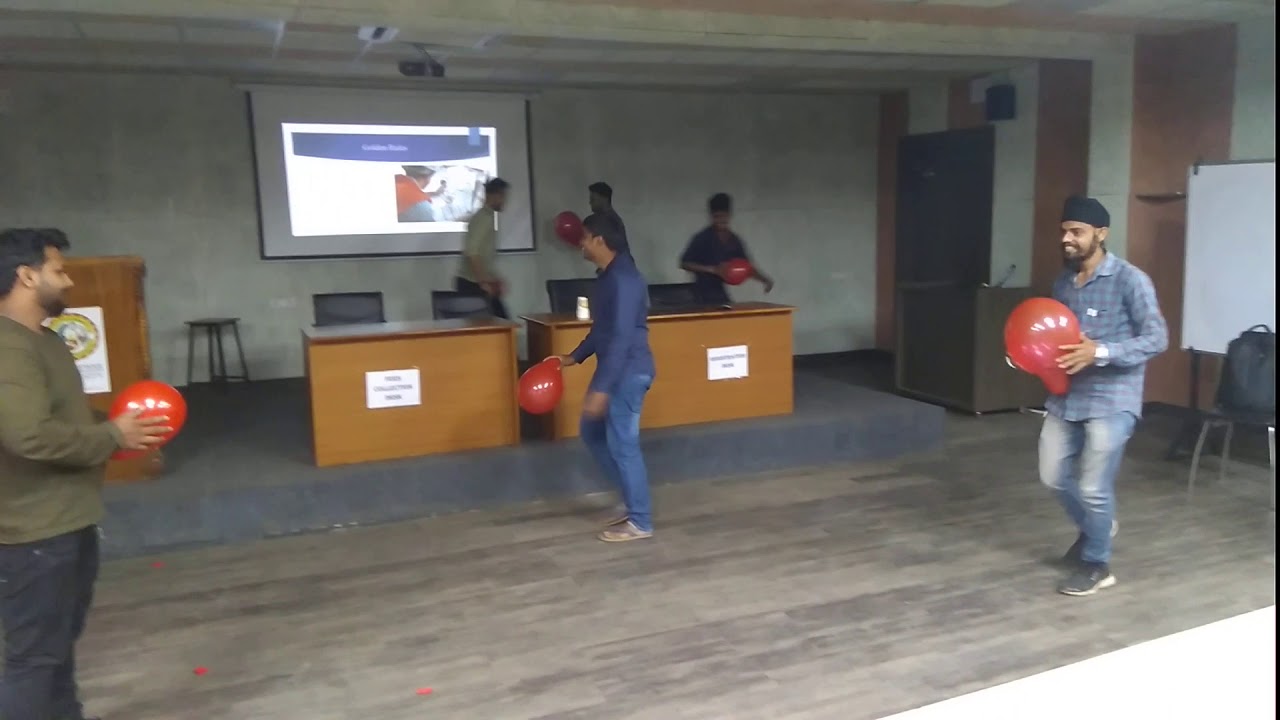 Team Work Activity (Save Your Balloon) - YouTube