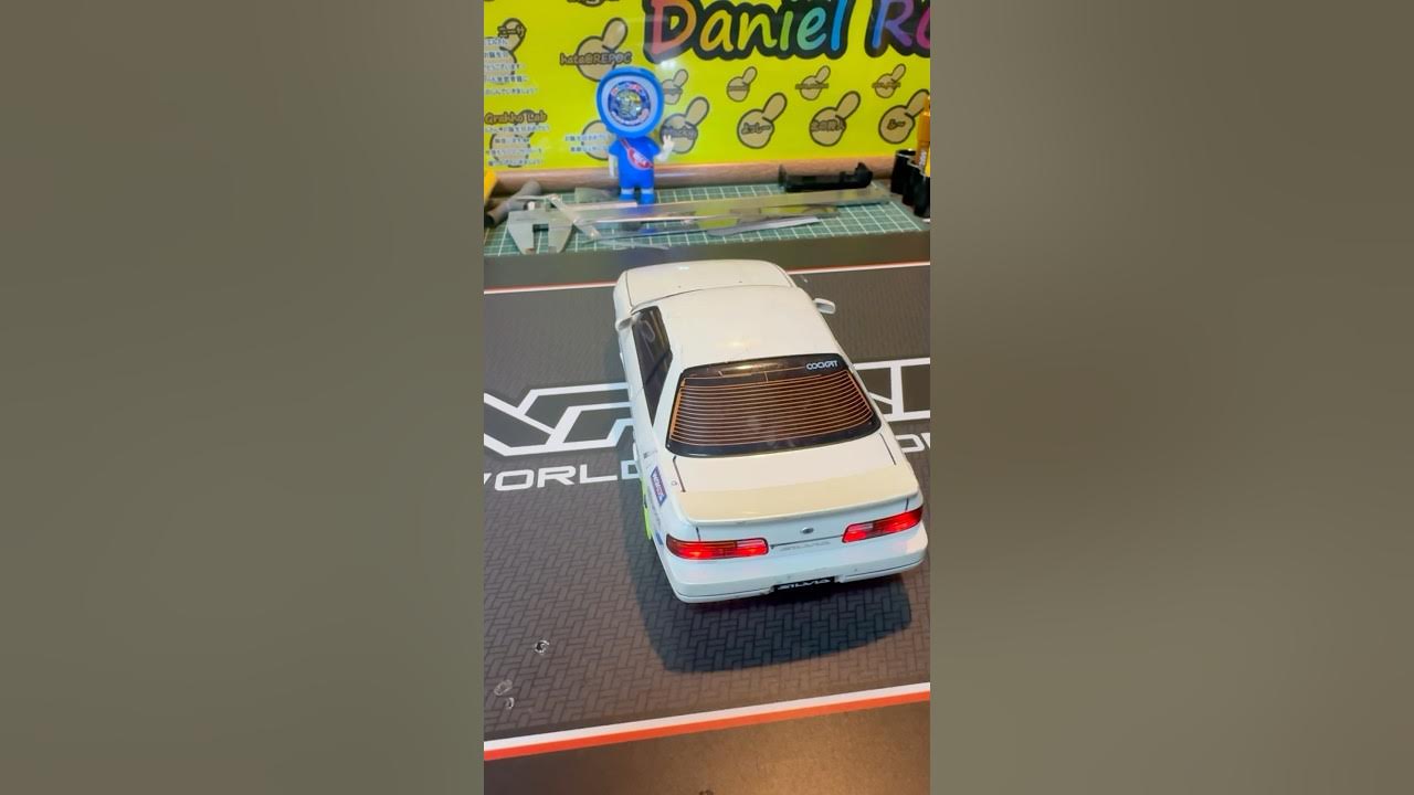 #short ミニッツAWDにだってリアにオモリを入れちゃいますぜ！ #shortvideo #miniz #s13 #ミニッツ - YouTube