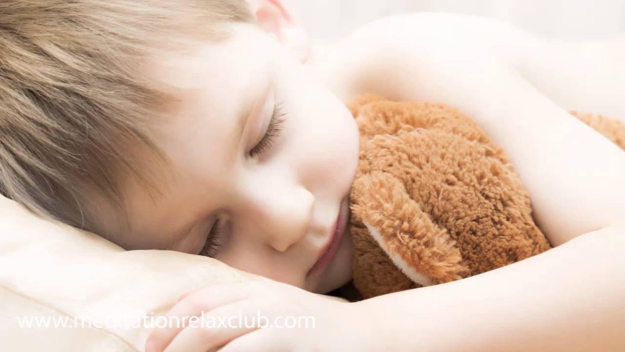 Goodnight Kiss: Sleeping Music & Soothing Sleep Lullabies to Fall ...