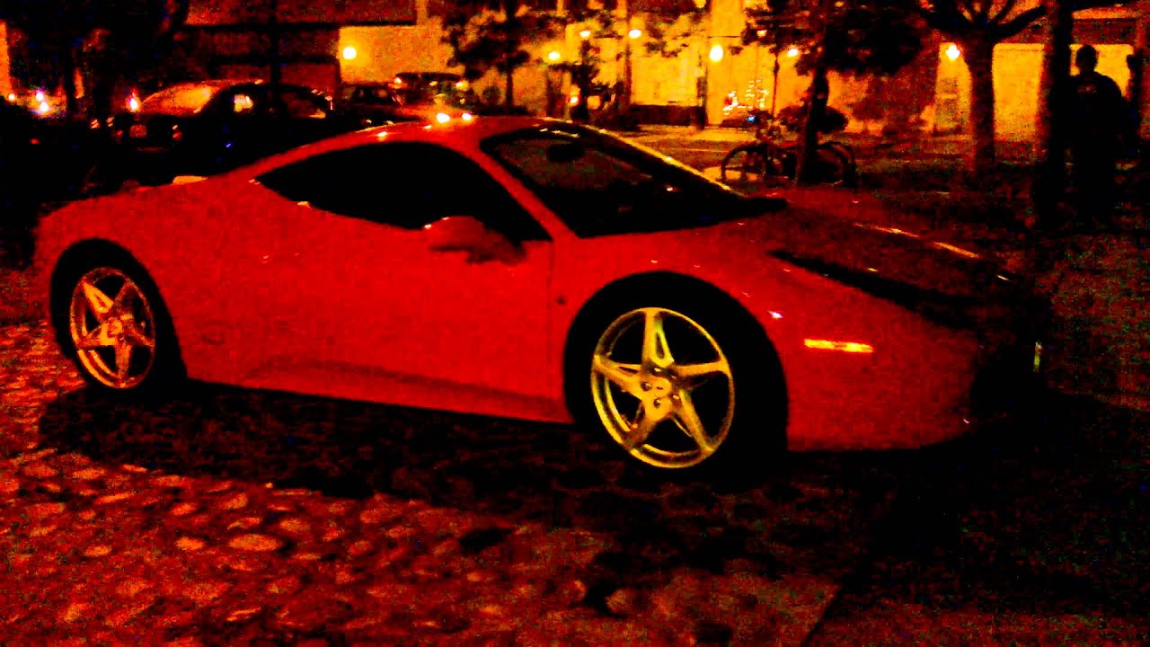 Ferrari 458 Italia -Walk Around (Lima-Perú) - YouTube