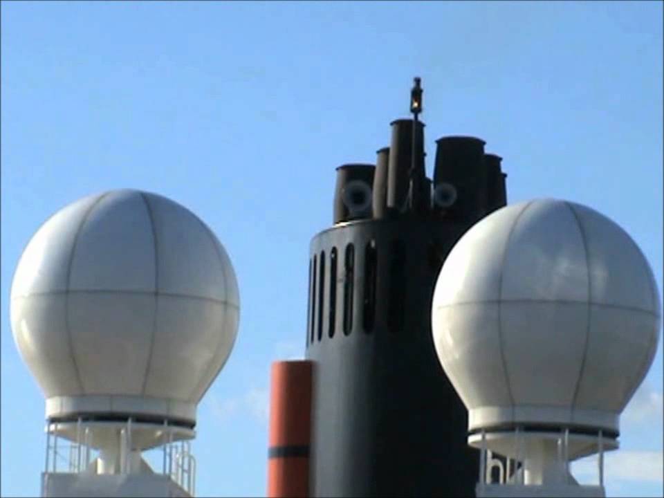 Queen Elizabeth Horn Southampton - YouTube