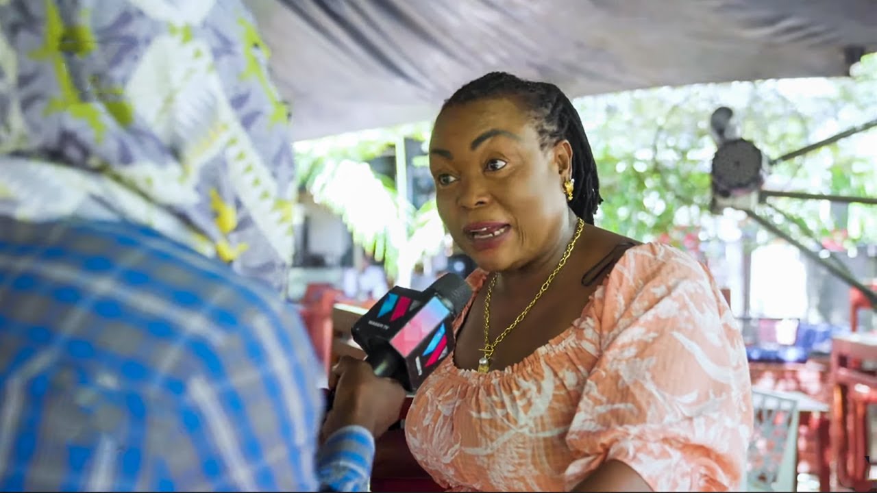 ASHA BARAKA AMCHAMBA MTANGAZAJI WA WASAFI, AMTAJA DIAMOND - "ACHENI ...