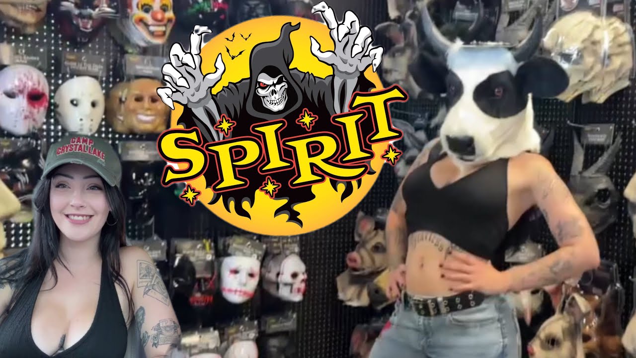 SPIRIT HALLOWEEN IS BACK! - YouTube