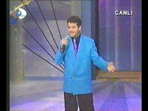 ADNAN TAYFUN Sevenlerin Şarkısı