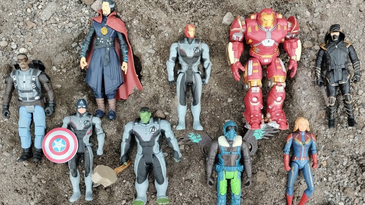 Avengers toys, ironman, spider-man, captain america, hulk, ronin ...