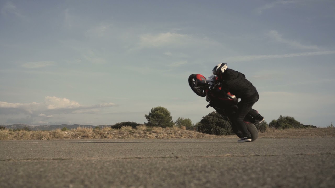 Stunt avec Thibaut NOGUES - YouTube