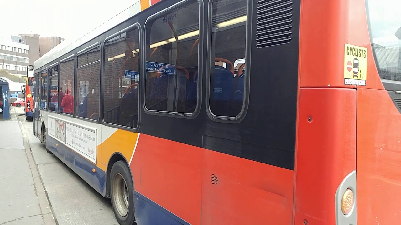 Here is the 2 bus in Guildford - YouTube