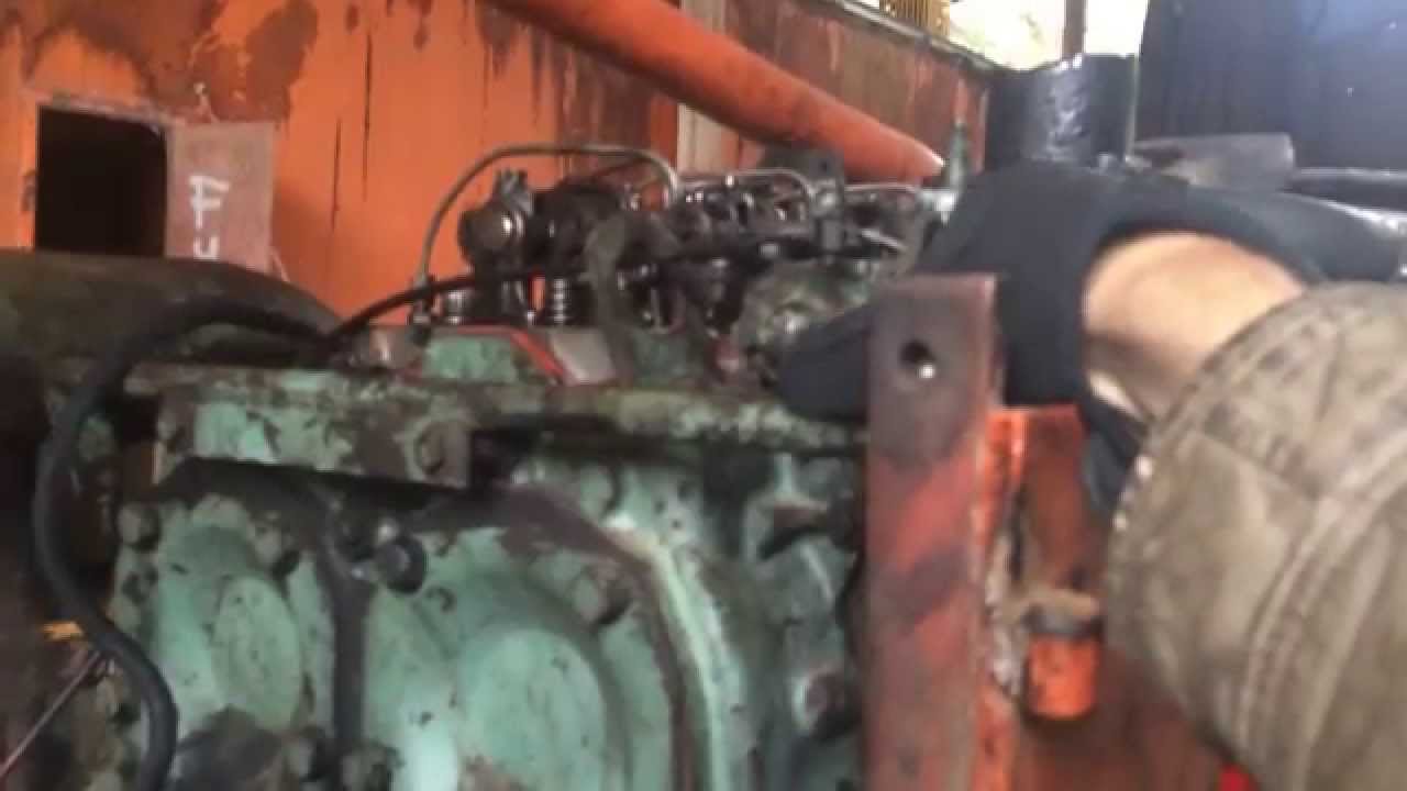 Detroit Diesel 353 Screaming in a Timberjack 225d - YouTube