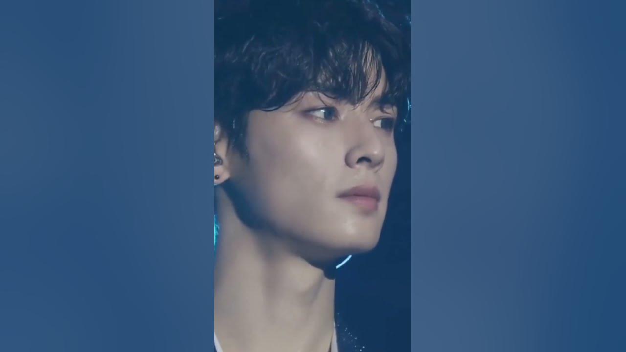 can't take my eyes off him ️🔥🔥#chaeunwoo#shortsvideo#youtubeshorts#astro#kpopedit#kpopidol - YouTube