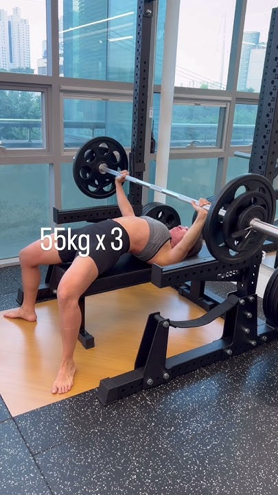 (체중59kg여자) 벤치프레스63kg - YouTube