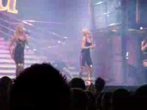 Girls Aloud - Jump (Sheffield 22/05/07) - YouTube