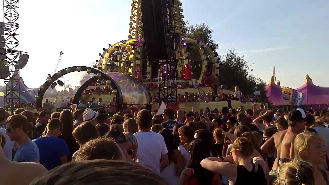 live @ bling bling stage @ laundry day 2012.mp4 - YouTube