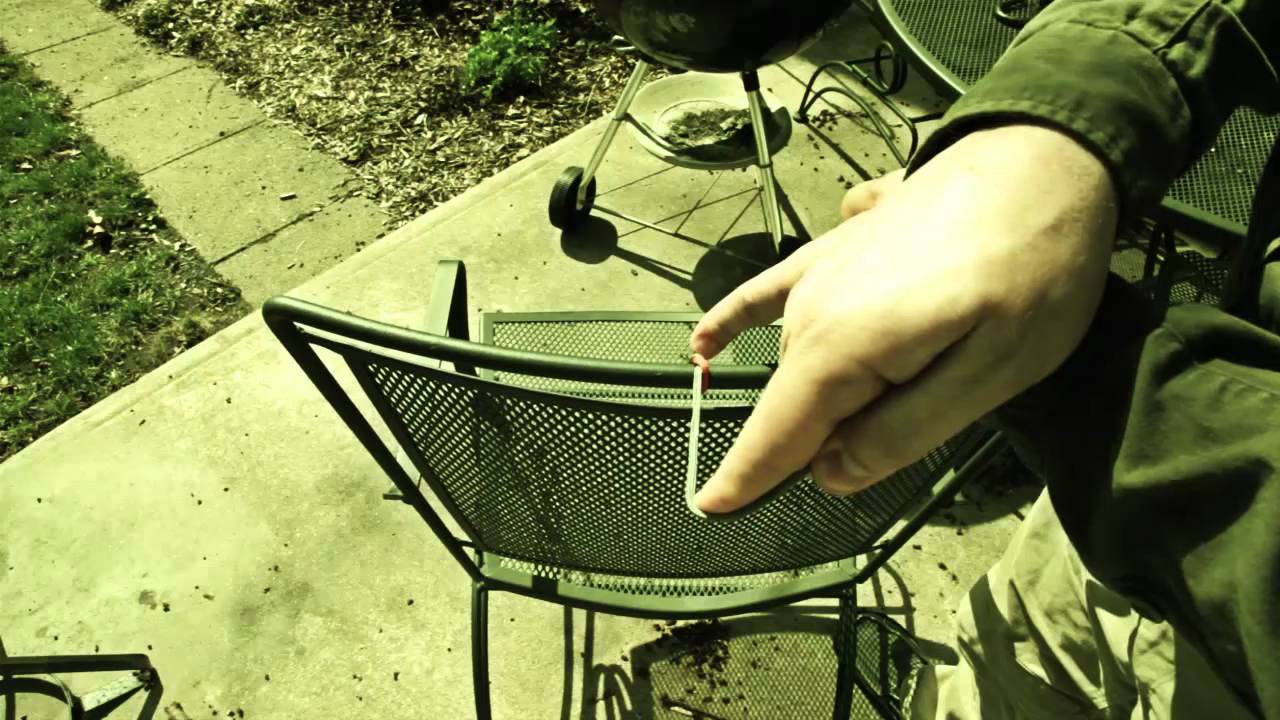 How to Tie a One Handed Square Knot - YouTube