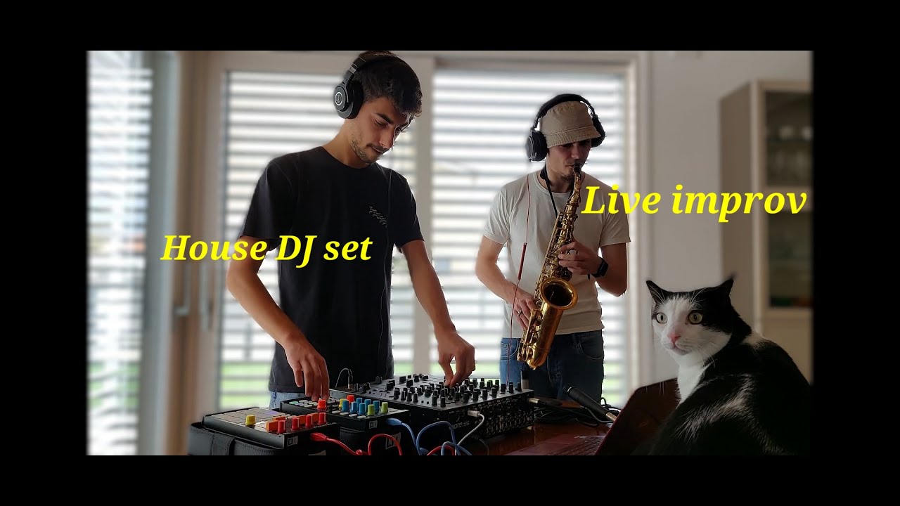Live Sax and DJ set | Jazzy & Funky House session - YouTube