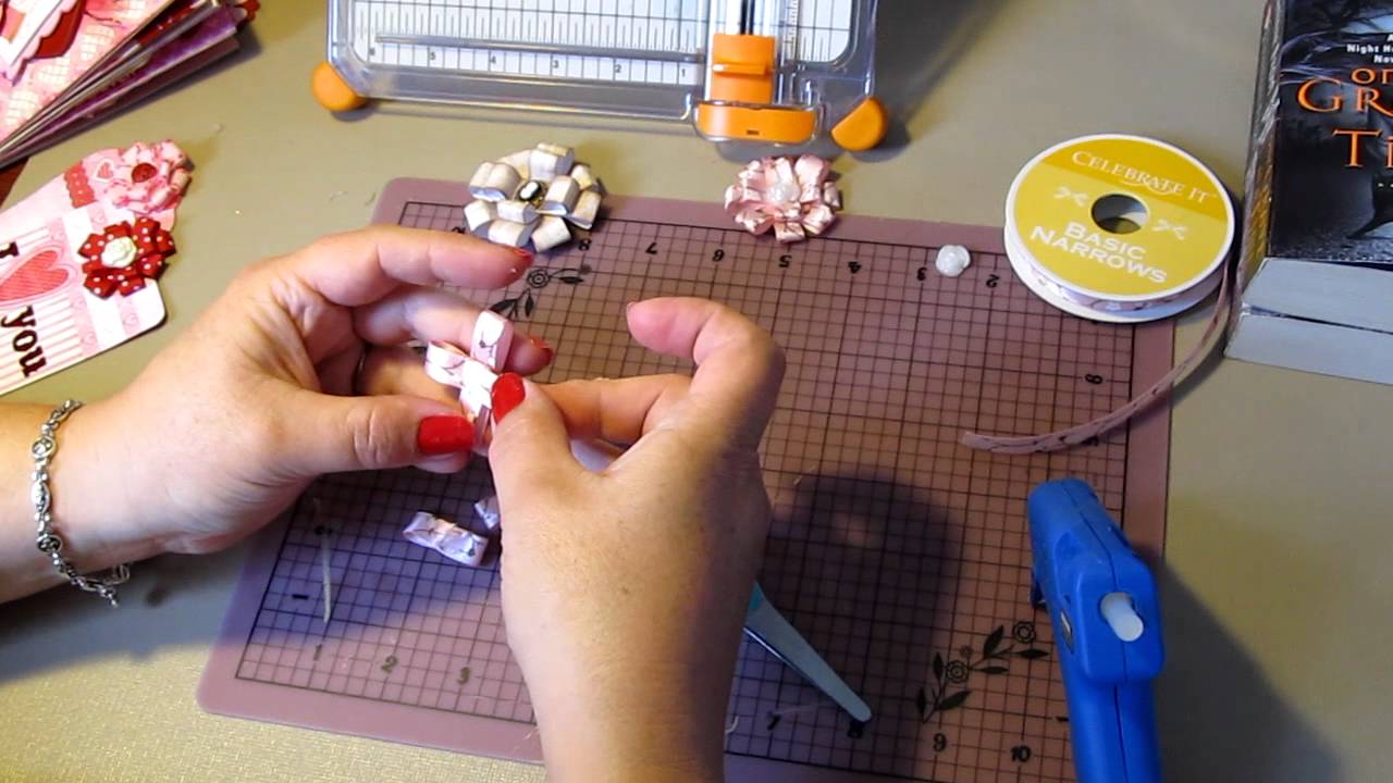 How To Make Easy Peasy Paper and Ribbon Loop Flowers (Part 2) - YouTube