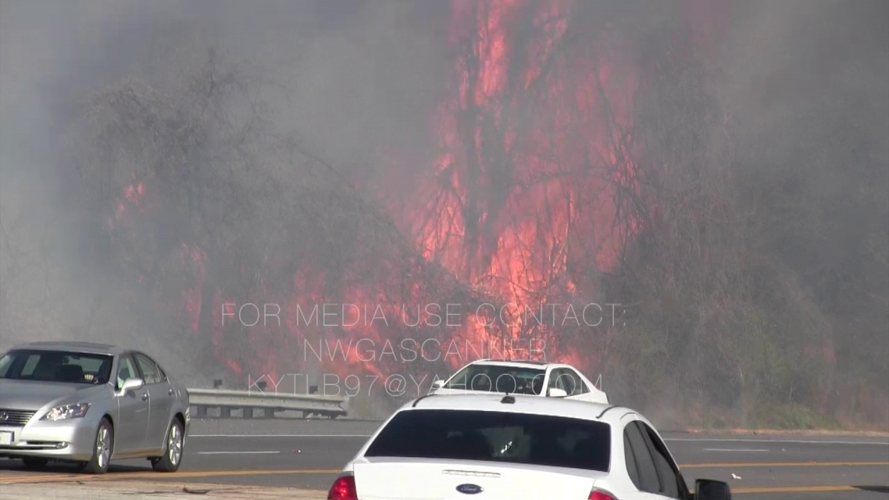 Walker County Emergency Services Georgia Forestry battle large brush ...