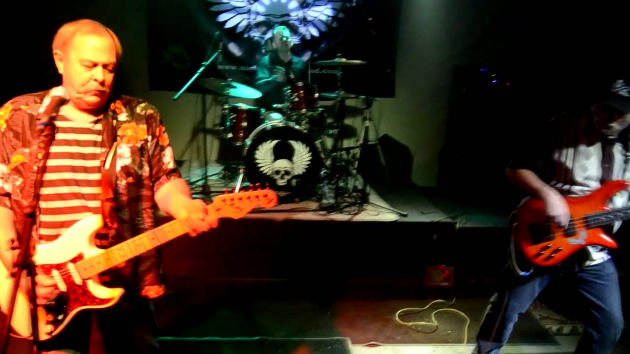Nick Matthews Band Folsom Prison Blues - YouTube
