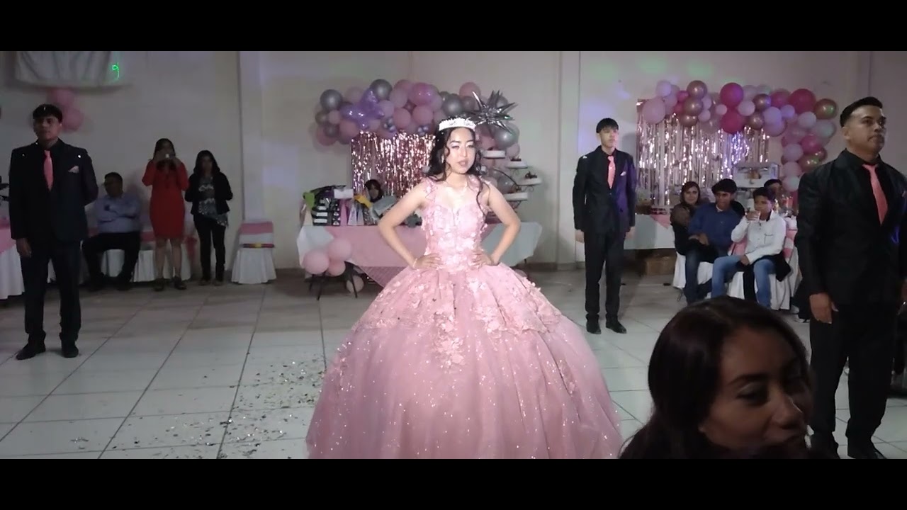 Vals XV años Presentación y entrada - YouTube