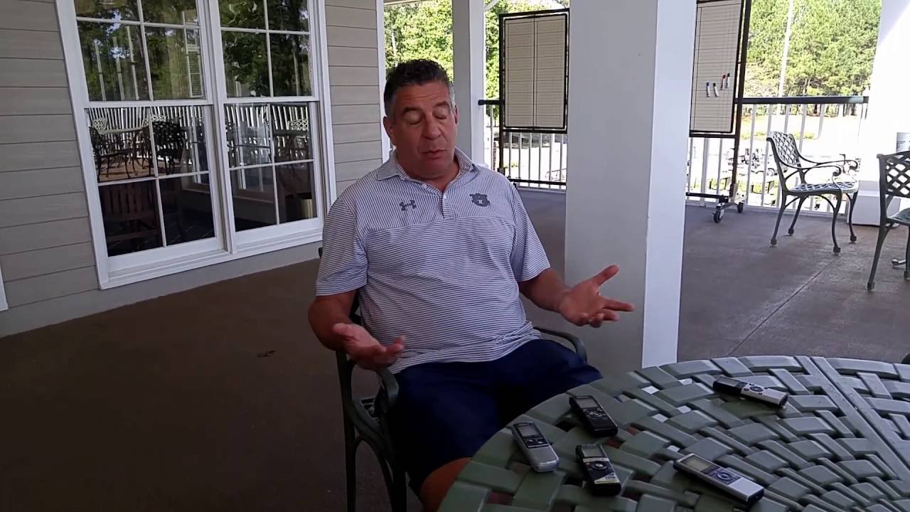 Bruce Pearl discusses Auburn great Charles Barkley's influence - YouTube