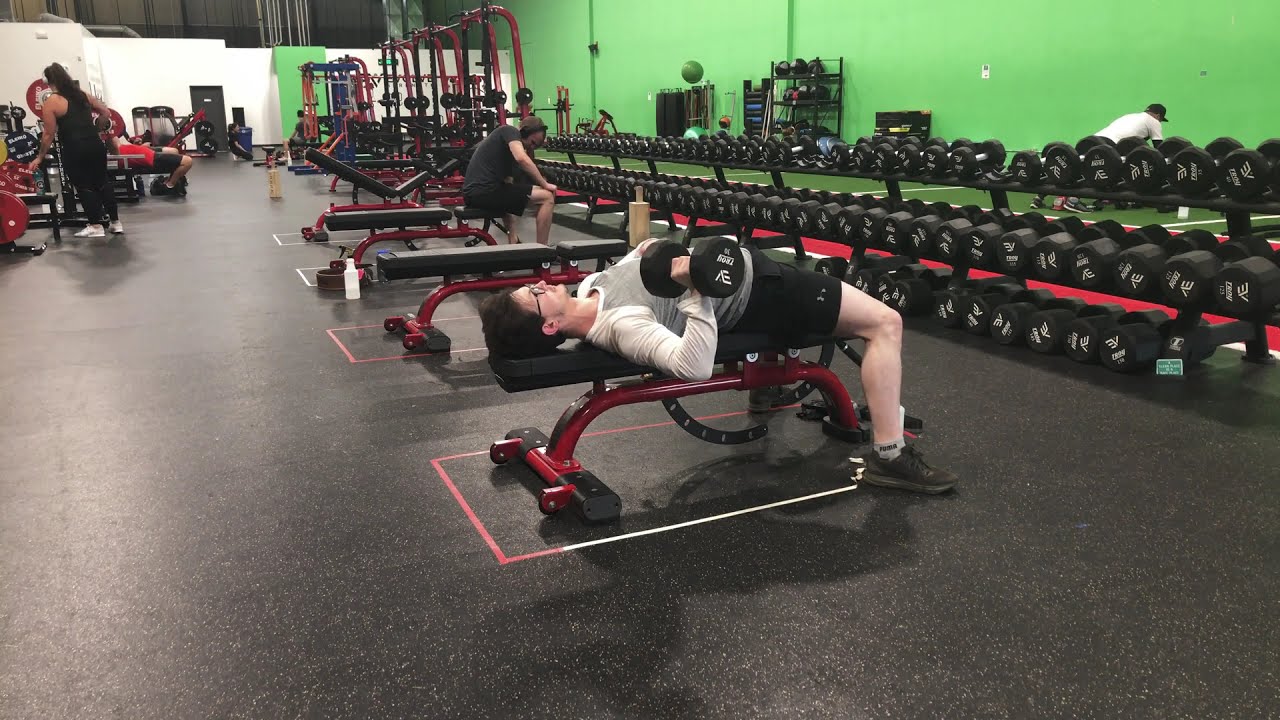 Single Arm DB Bench Press - YouTube