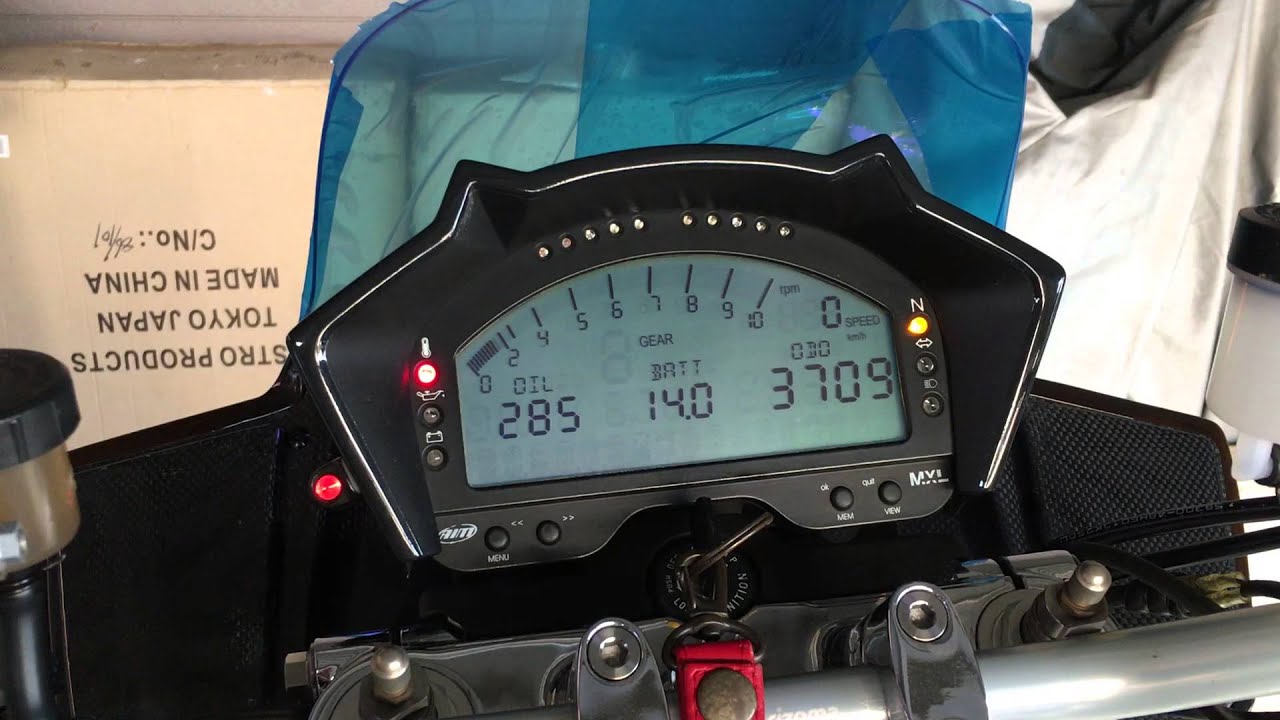 AIM MXL Strada Degital Dash - YouTube