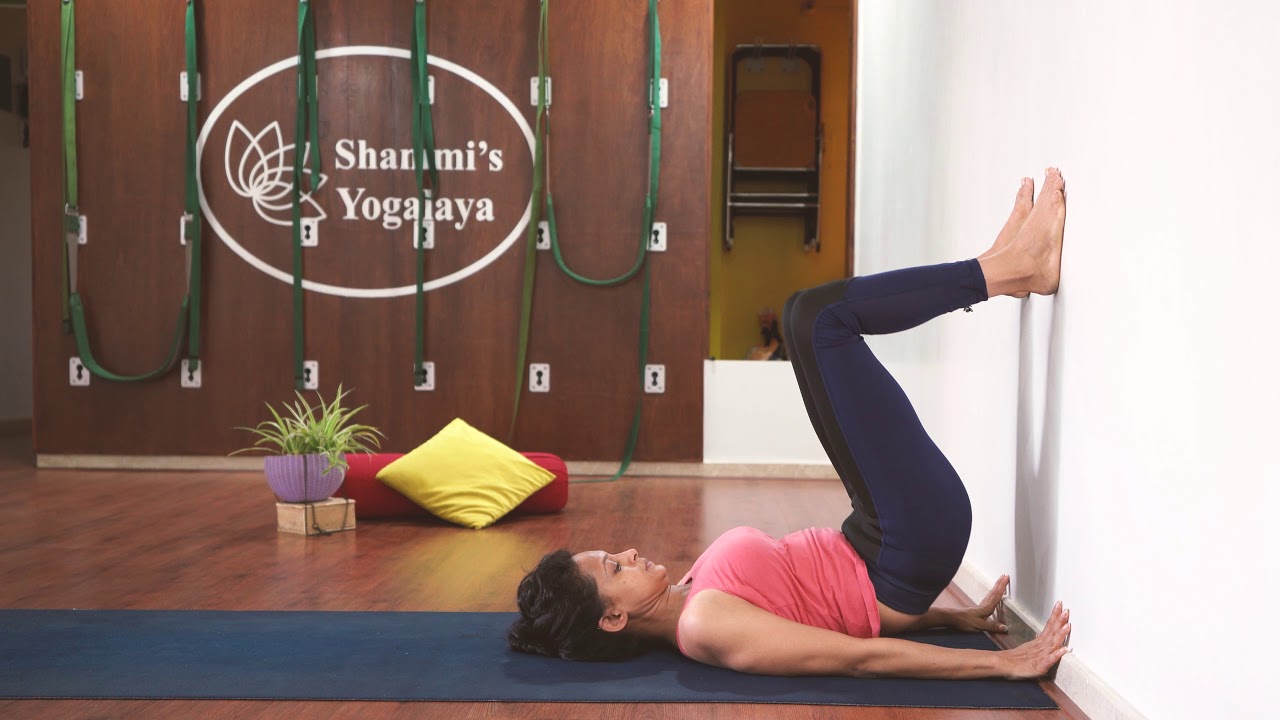 Simple wall supported practice for a strong back and core - YouTube