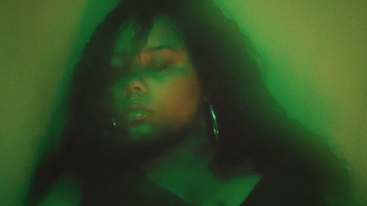 can you keep a secret? (official visual) - YouTube