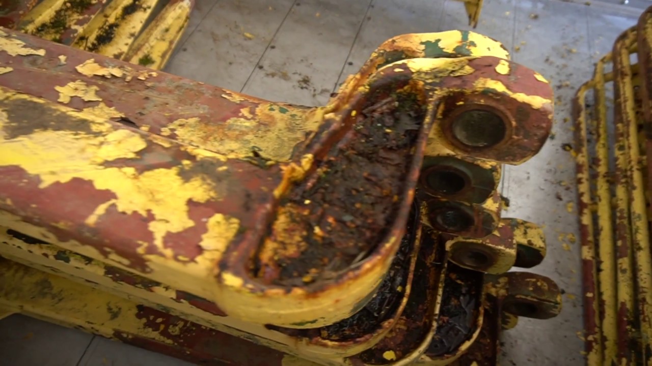 Hall Chair lifts: Lifts and Long Hauls - YouTube