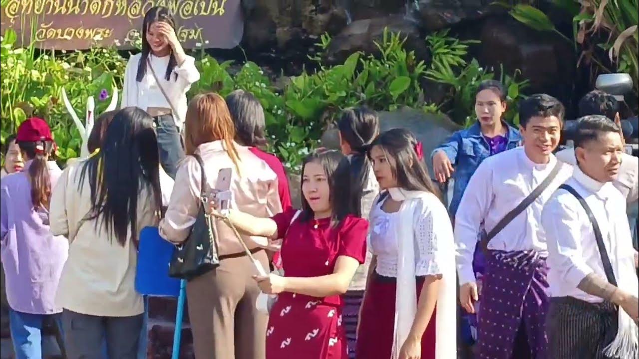 บรรยากาศช่วงเช้า19ม.ค วัดบางพระ หลวงพ่อเปิ่น รถบัส120คัน!!กว่า5000คน ชาวพม่าได้มาเที่ยววัดทำบุญ ...