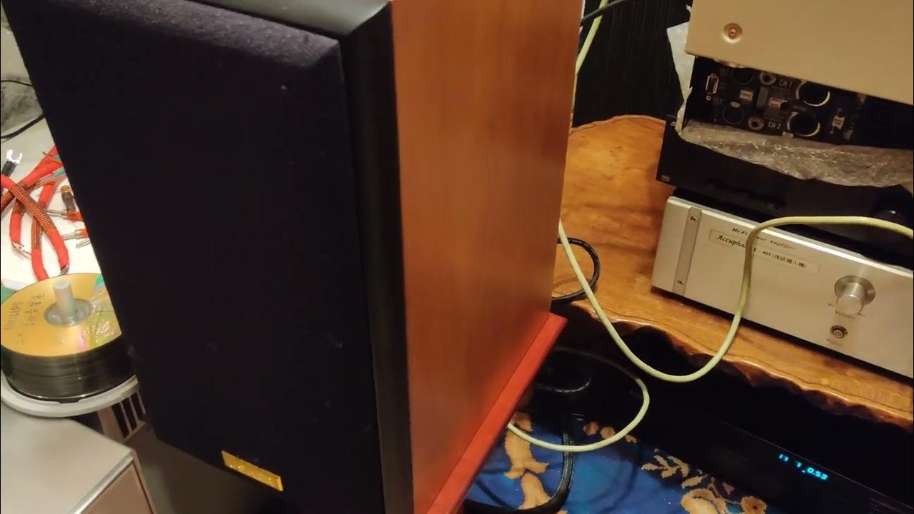 Marantz SR-9200 + Usher V9801 - YouTube