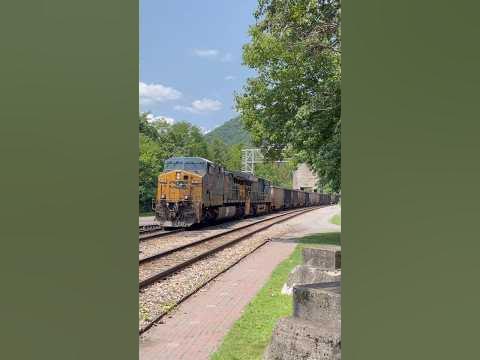 A modern railroad at work. CSX hauling Kentucky coal through West Virginia #shorts #trains - YouTube
